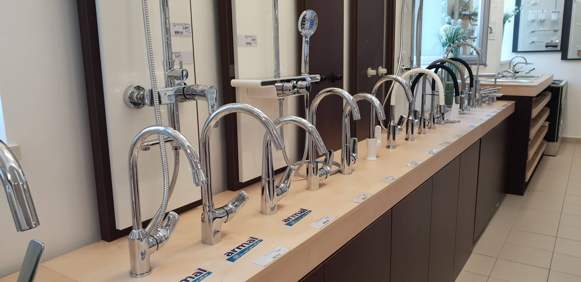 Pipe – armature – Železnina Hudovernik